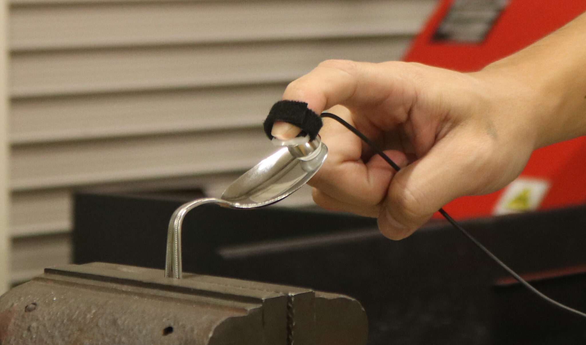 The Tips for Spoon-Bending Theory “Measuring the Force Power of ...